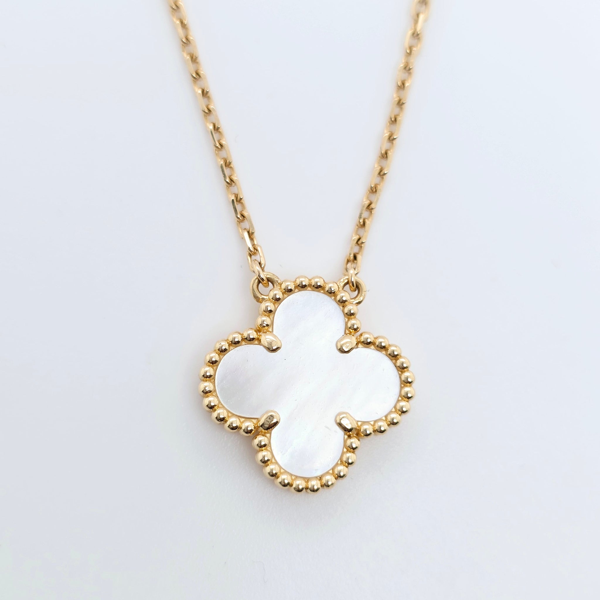 Van Cleef & Arpels Vintage Alhambra Pendant Necklace – 18ct Yellow Gold ...
